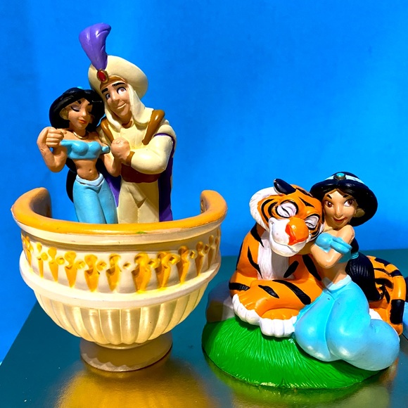Disney | Toys | Disneys Aladdin Vtg 9s Lil Classics Pvc Figures Disney ...